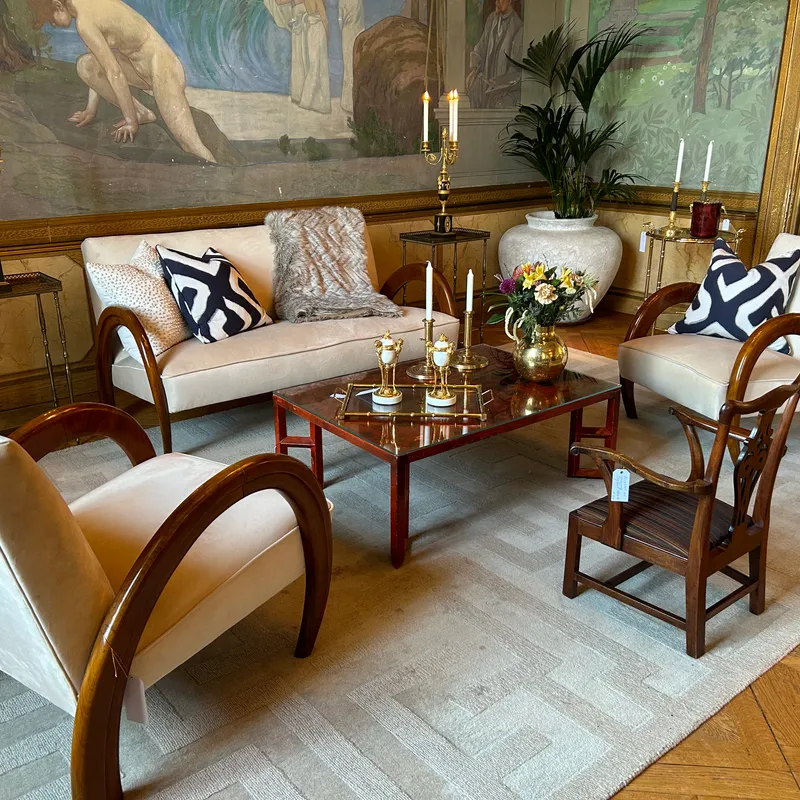 Marknadsplats för antikhandlare i Sverige - Antiqnet